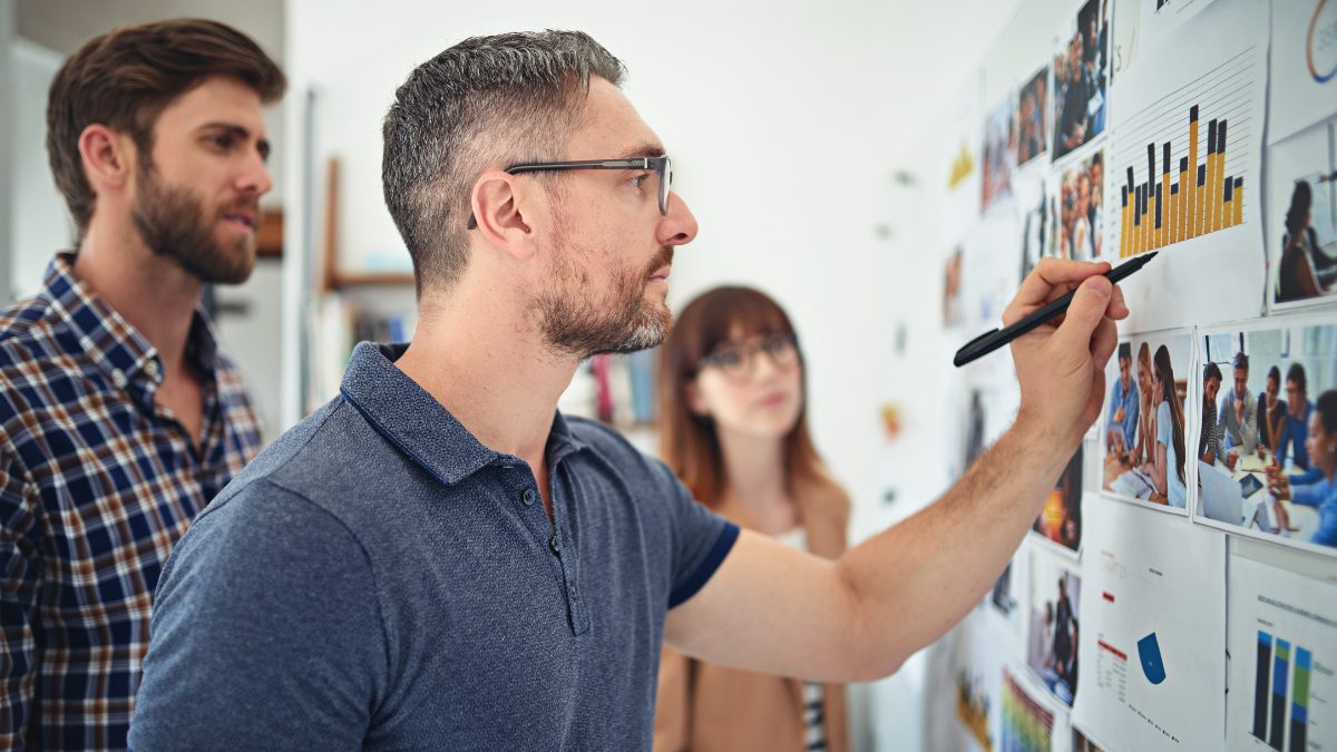 How to Write an Engaging Commercial Script: A Guide